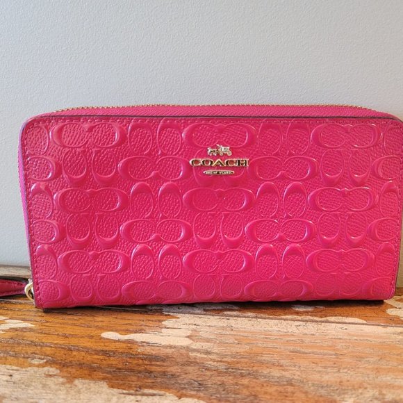 Coach | Bags | Coach Hot Pink Zippered Wallet With Gold Detailing ...